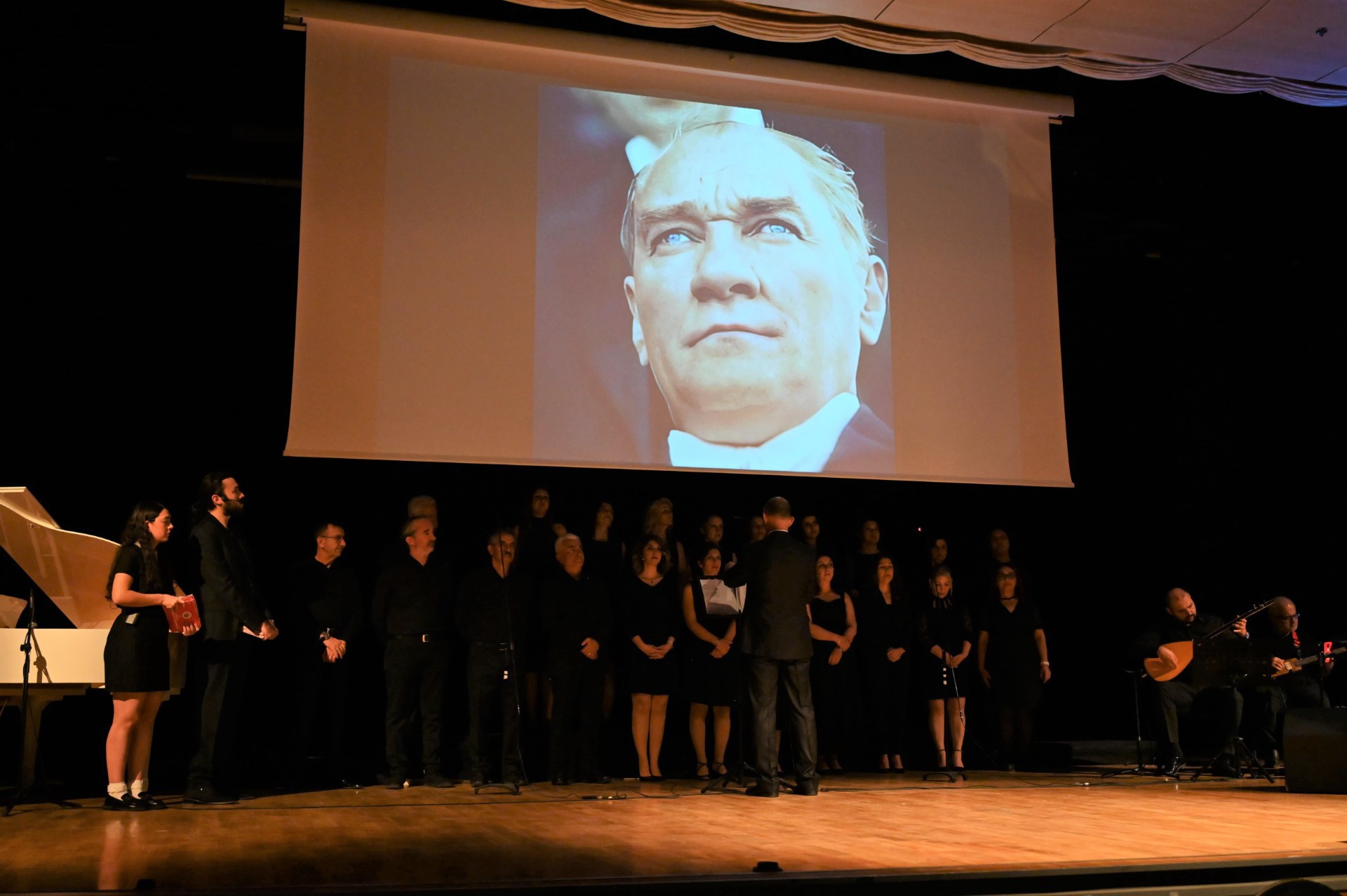 Kepez Belediyesi - Kepez’de Atatürk Anısına Oratoryo