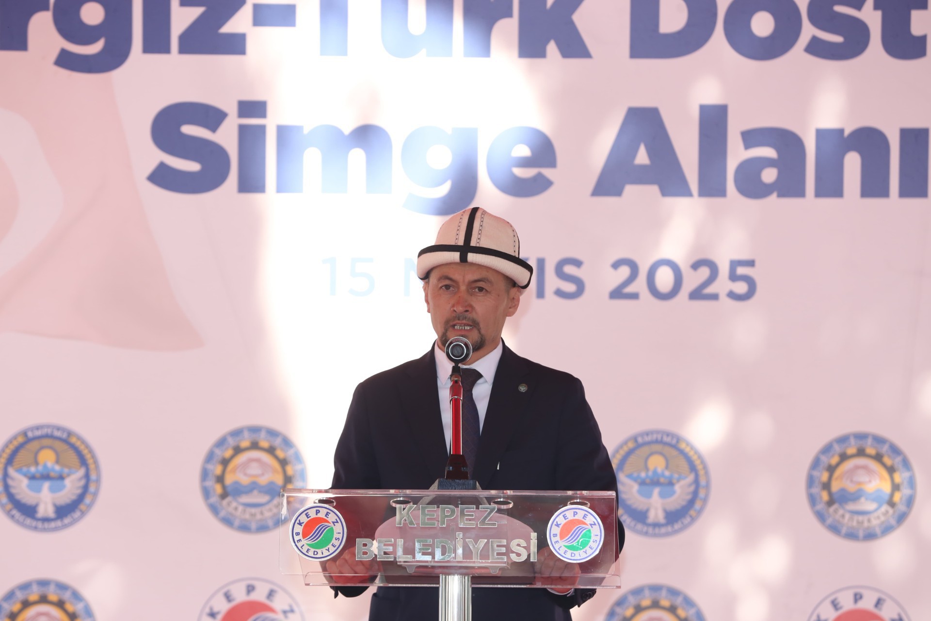 Kepez Belediyesi - Kepez’den Dokumapark’a “Kırgız-Türk Dostluğu Simge ...
